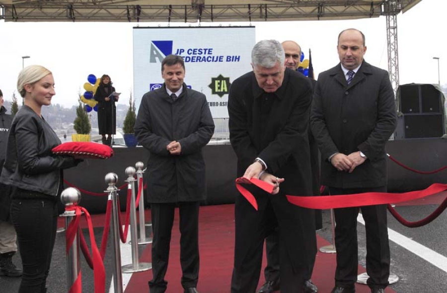 Otvorena sarajevska zaobilaznica : Glavni grad Bosne i Hercegovine ...